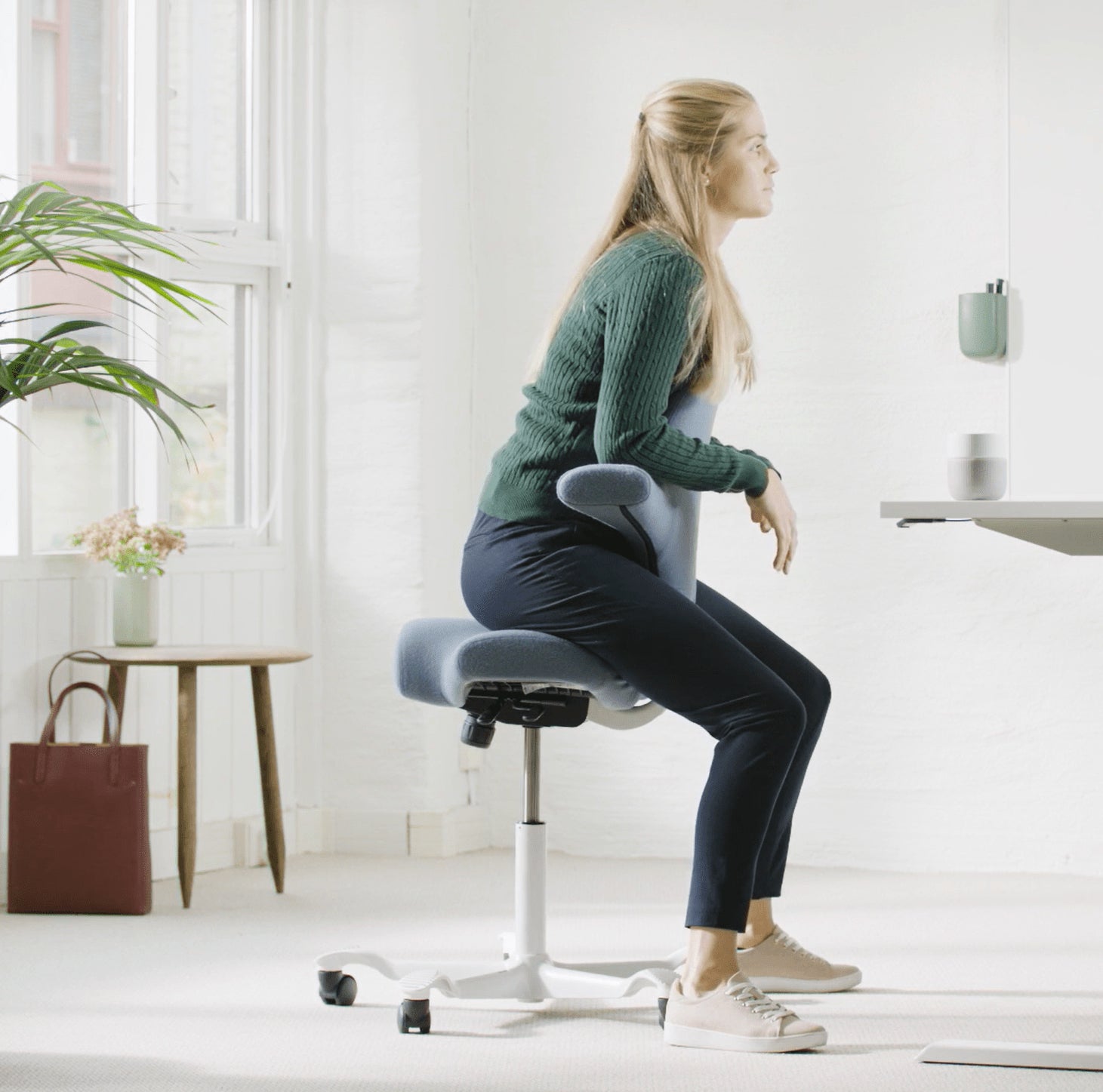 The HAG Capisco: Your Solution to Back Pain and Optimal Comfort – Chairly